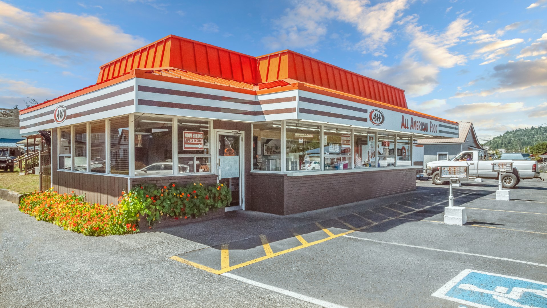 A&W Fast Food - 20-Year NNN: Myrtle Point, OR - Marketplace
