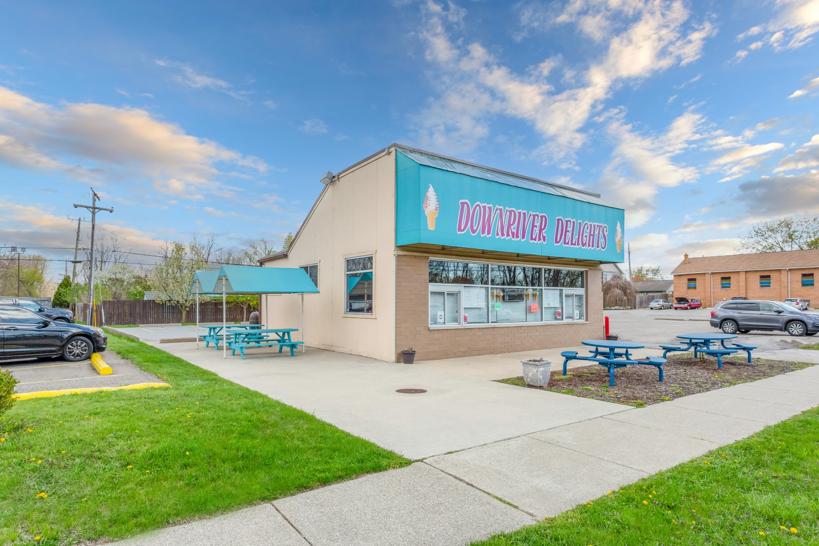 Absolute $1 Auction: 10-Year NNN Fast Food (Detroit MSA) - Marketplace