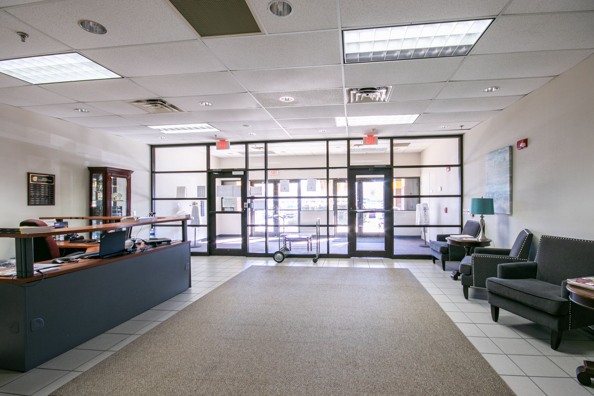 UPS Single Tenant NN Leased Office Building - Marketplace