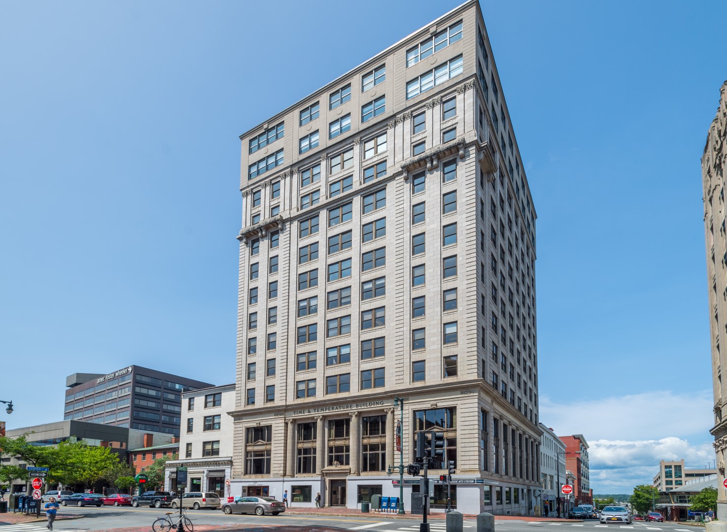 Time & Temperature Building - Marketplace