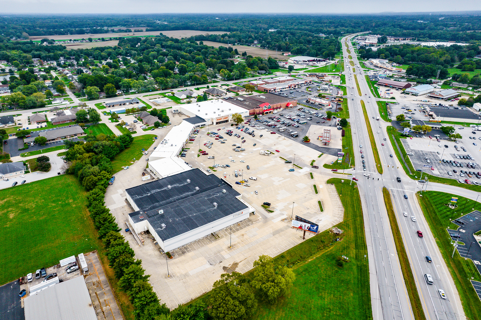 Wabash Valley Plaza | Big Lots & Hobby Lobby Anchored | Kroger Shadowed ...