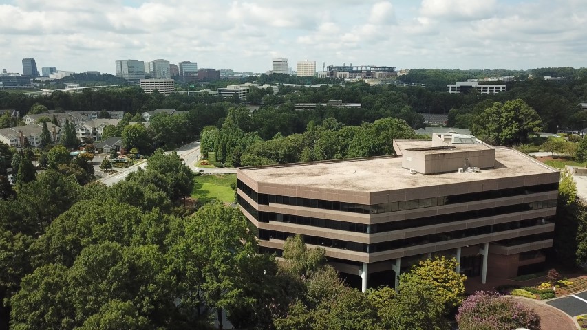 1600 Parkwood Office Building - Marketplace