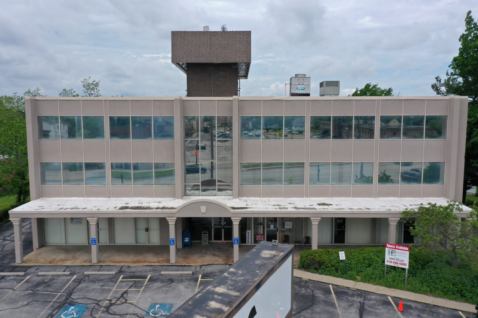 18,611 SF Office Building (Cleveland MSA) - Marketplace