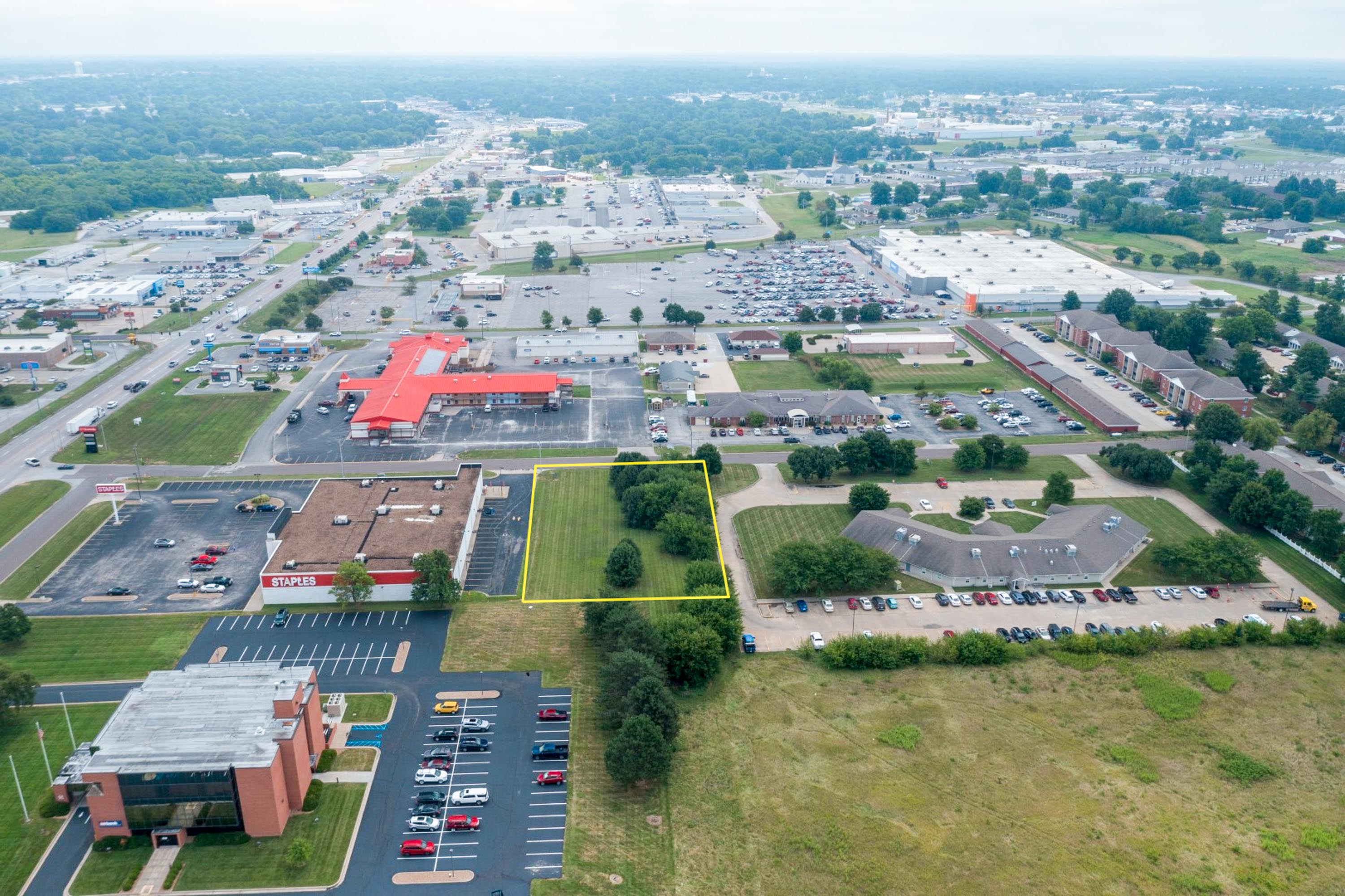 Absolute $1 Auction: 33,350 SF Outparcel - Marketplace