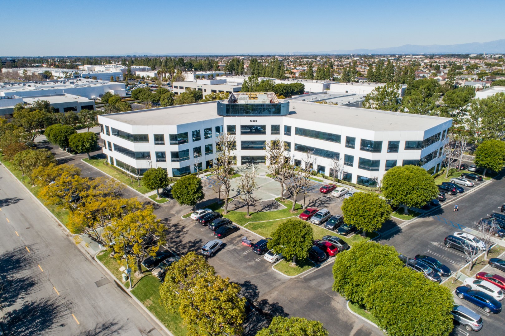 Cypress Corporate Plaza - Marketplace