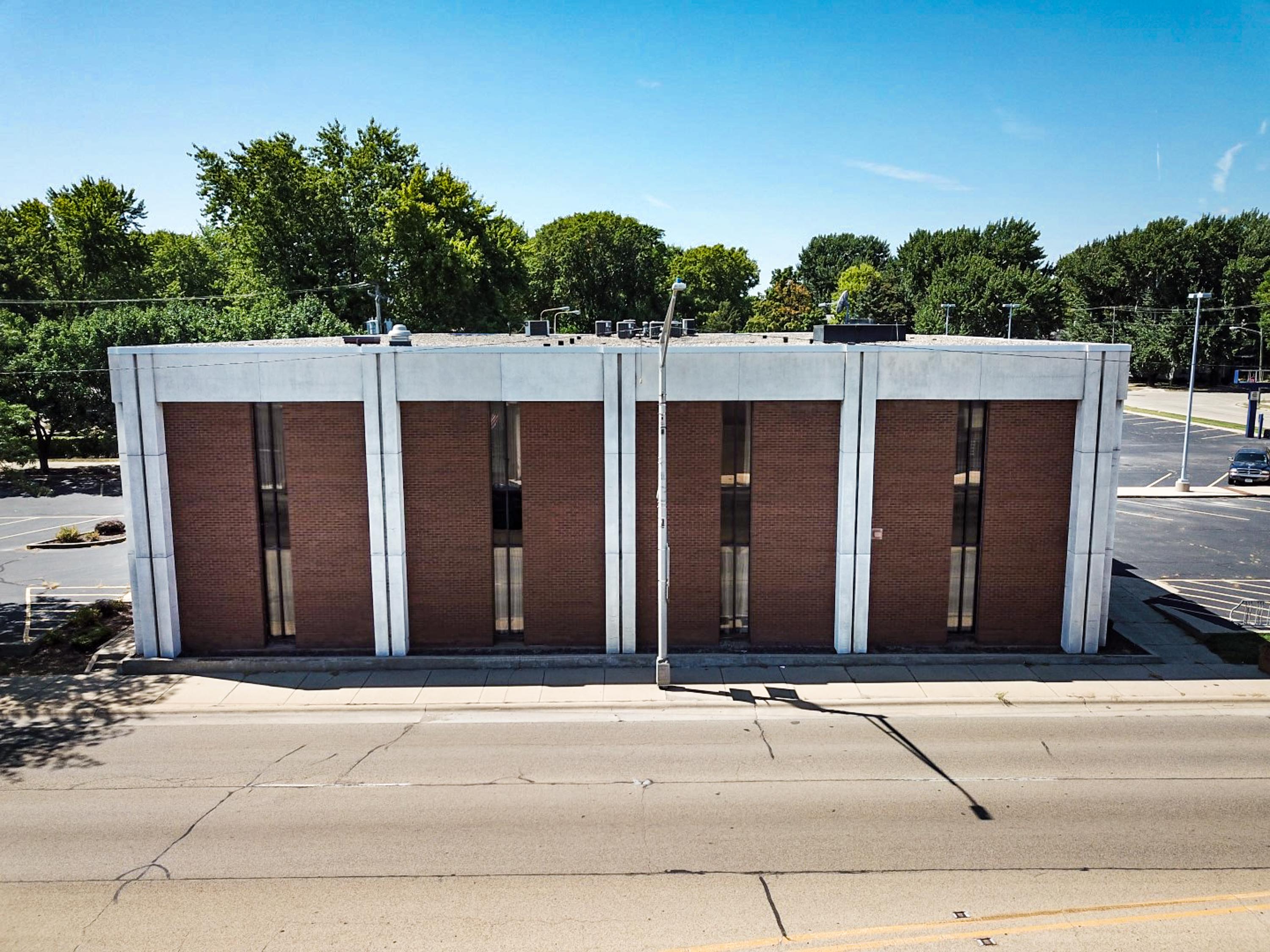 15K Square Foot - Value Add Office/Retail - Marketplace